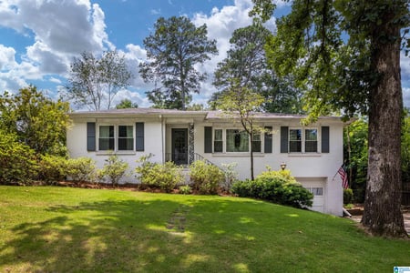 Mary Harmon Muir-Taylor | Ray & Poynor